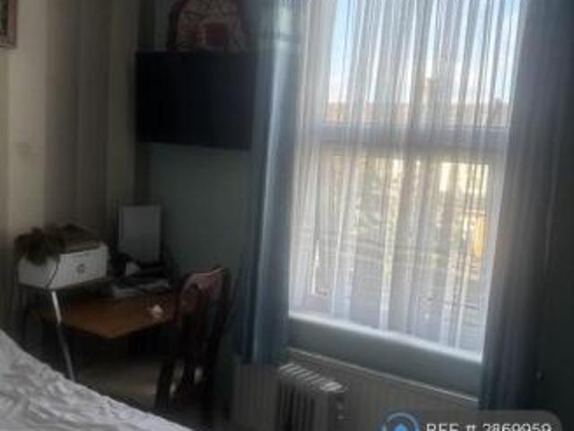 1 bedroom house share for rent in Churston Avenue, London, E13