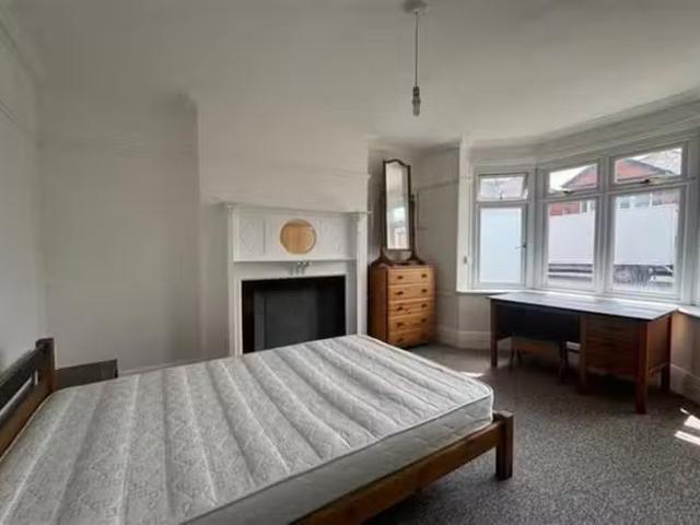 1 bedroom house share for rent in Chatsworth Road, BH8