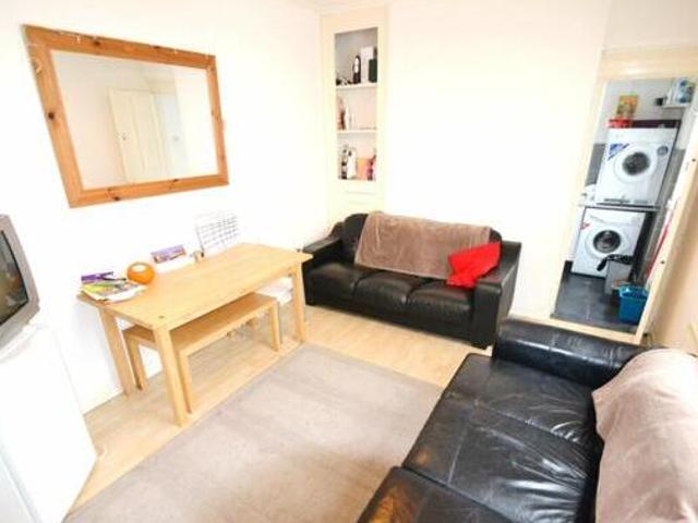 1 Bedroom House Share For Rent In City Centre