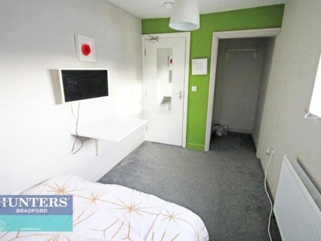 1 bedroom house share for rent in Claremont Villas, Claremont Terrace Bradford, BD5