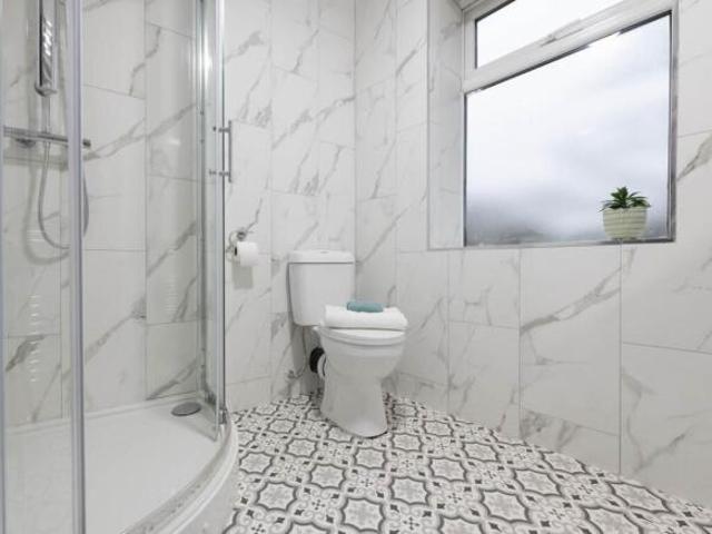 1 bedroom house share for rent in Clarence Street Room 6, Bramley, Leeds, LS13