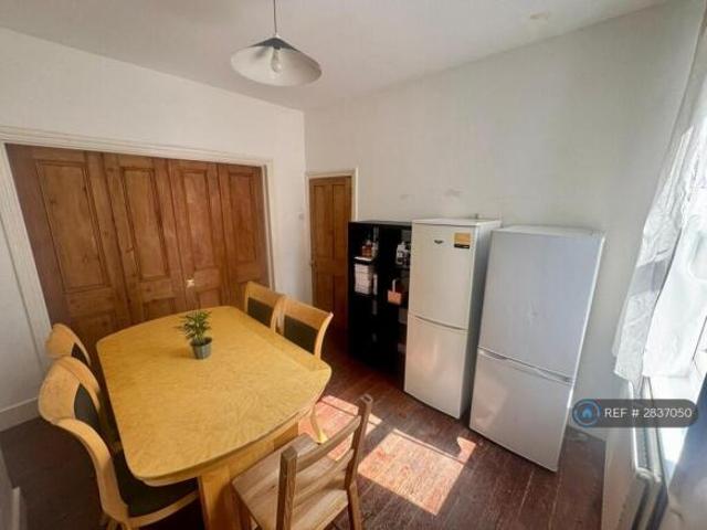 1 bedroom house share for rent in Cranleigh Road, London, N15