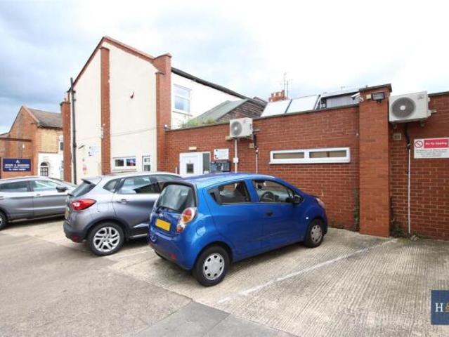 1 bedroom house share for rent in Craven Street, The Mounts NN1
