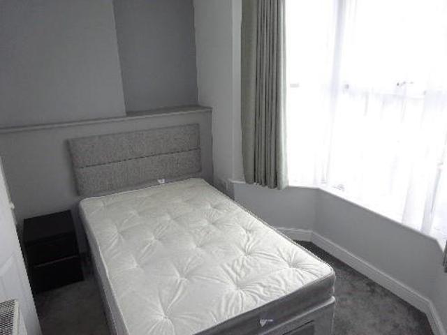 1 bedroom house share for rent in Croft Road, Old Town, Swindon, SN1