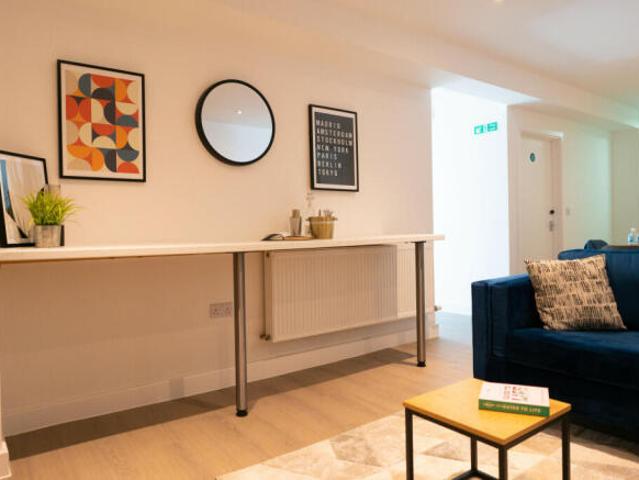 1 bedroom house share for rent in Crofton Street, Manchester, M14