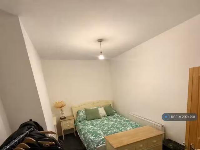 1 bedroom house share for rent in Croxteth Avenue, Liverpool.