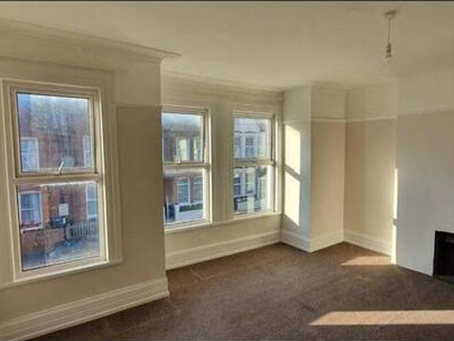 1 Bedroom House Share For Rent In Croydon