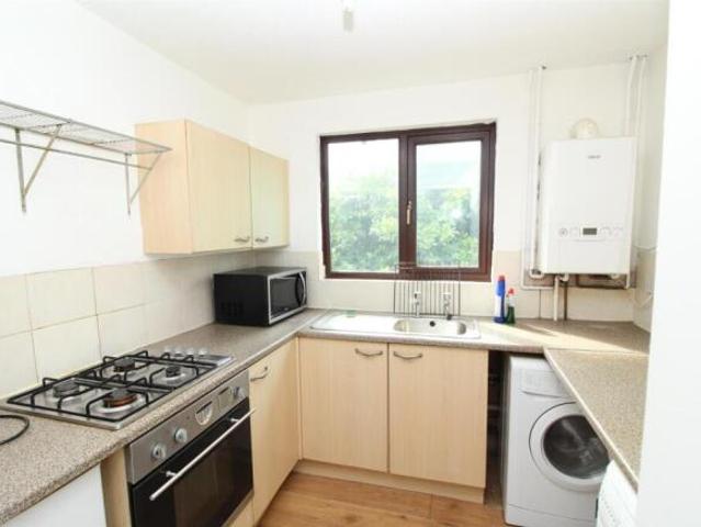 1 bedroom house share for rent in A Room in Robertson Close, Shenley Church End, Milton Keynes, MK5 6EB, MK5