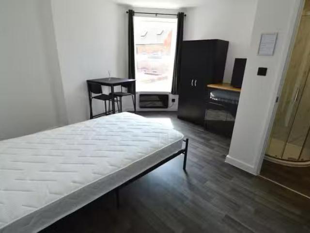 1 bedroom house share for rent in Abbey Street, Nuneaton, CV11