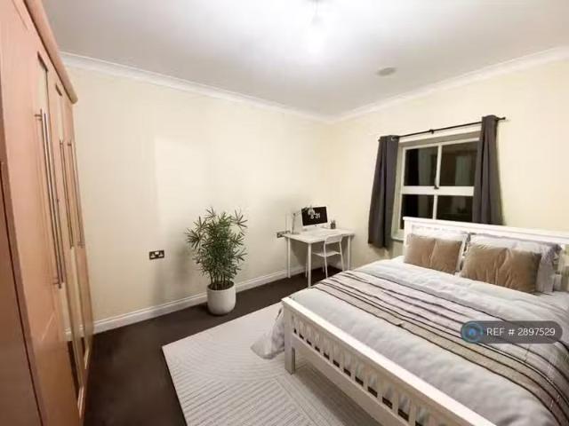 1 bedroom house share for rent in Albany Gardens, Colchester.