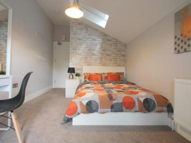 1 bedroom house share for rent in Albacore Crescent, London, SE13