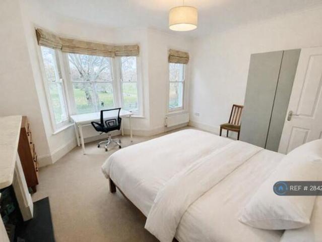 1 bedroom house share for rent in Alloa Road, London, SE8