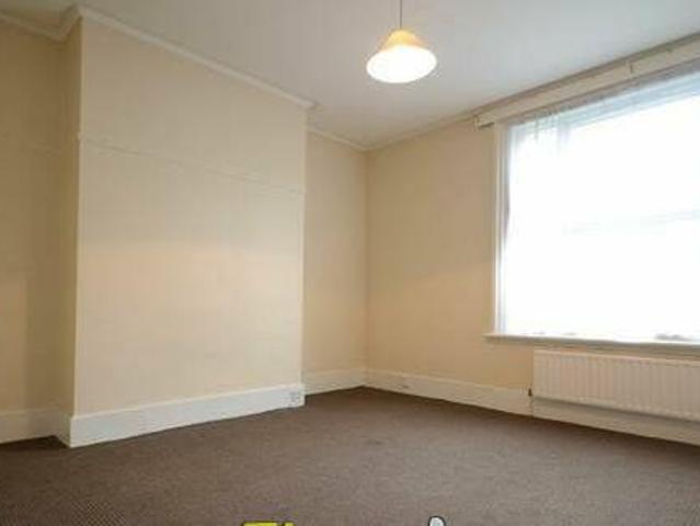 1 bedroom house share for rent in Arthur Street GU11