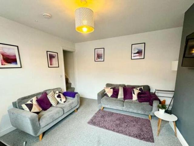 1 Bedroom House Share For Rent In Armley
