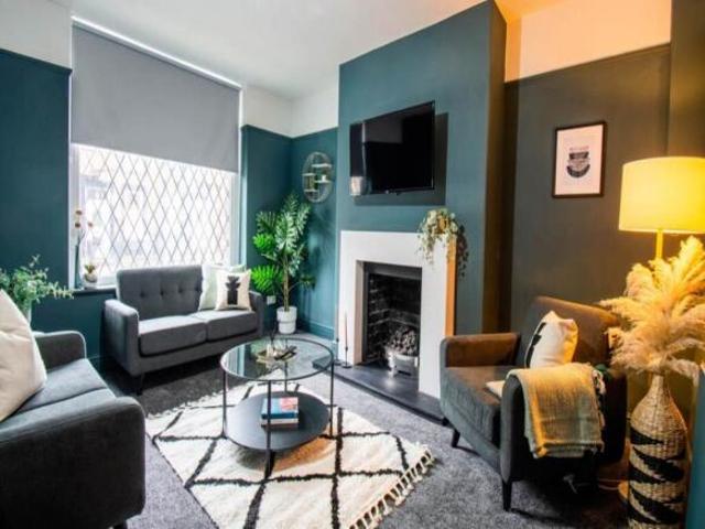 1 bedroom house share for rent in Asquith Avenue Room 3, Morley, Leeds, LS27
