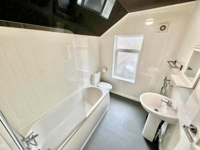 1 bedroom house share for rent in Available Now, DE1