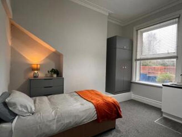 1 bedroom house share for rent in Bournemouth Road, Poole, Dorset, BH14