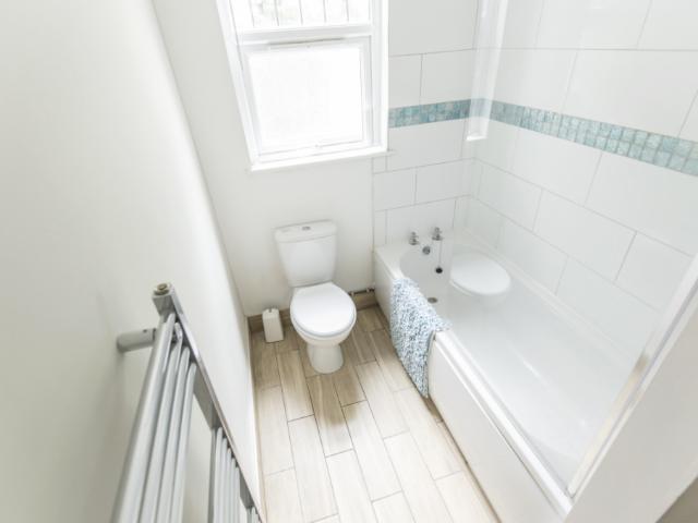 1 bedroom house share for rent in Beverley Road, Hull, HU6