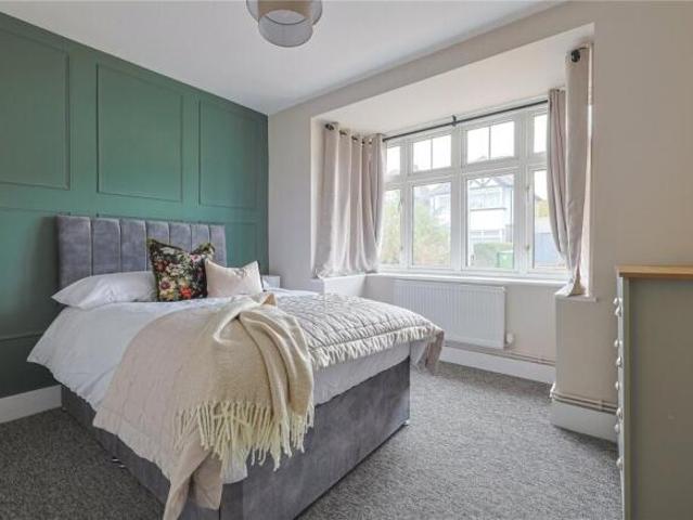 1 bedroom house share for rent in Beckingham Road, Guildford, Surrey, GU2