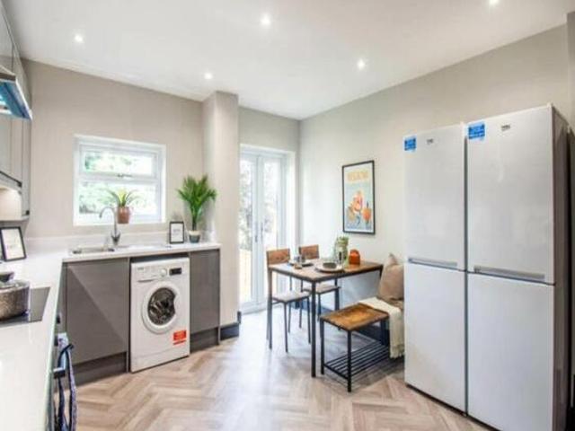 1 Bedroom House Share For Rent In Beeston