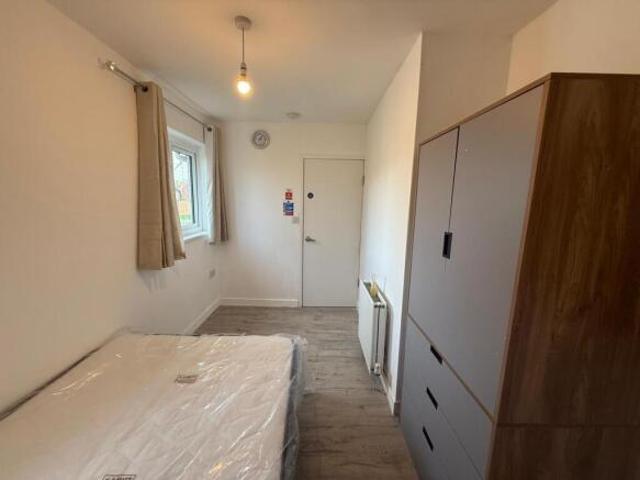 1 bedroom house share for rent in Belfast Walk, Chaddesden, Derby, DE21 6TY, DE21