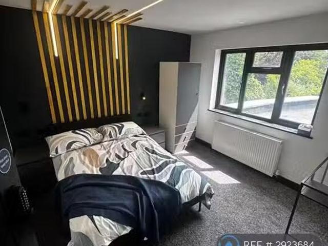 1 bedroom house share for rent in Bishop Ken Road, Harrow, HA3