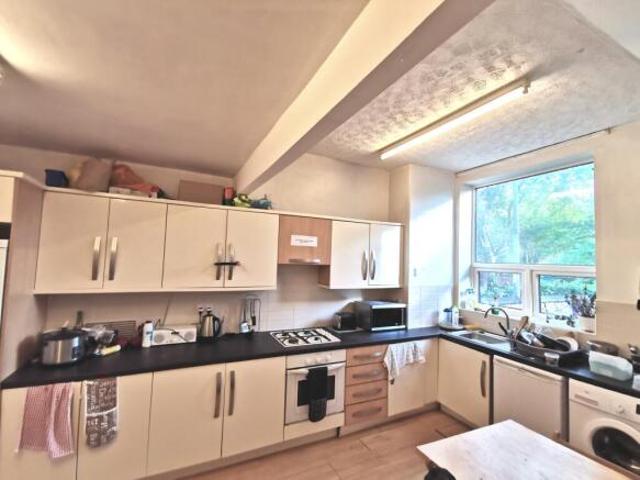 1 bedroom house share for rent in Blair Road, Whalley Range, M16