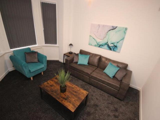 1 bedroom house share for rent in Broadfield Road, Rusholme, Manchester, M14