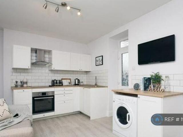 1 Bedroom House Share For Rent In Buxton