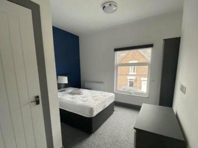 1 Bedroom House Share For Rent In Burton on trent, Staffordshire