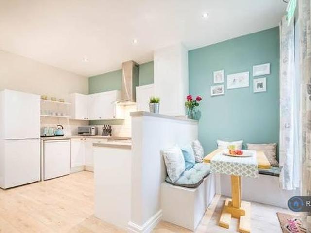1 bedroom house share for rent in Bury Road Bolton BL2