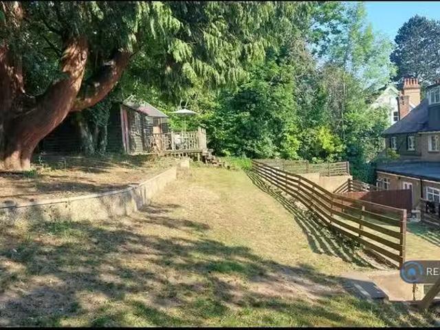1 bedroom house share for rent in Godstone Road, Kenley, CR8
