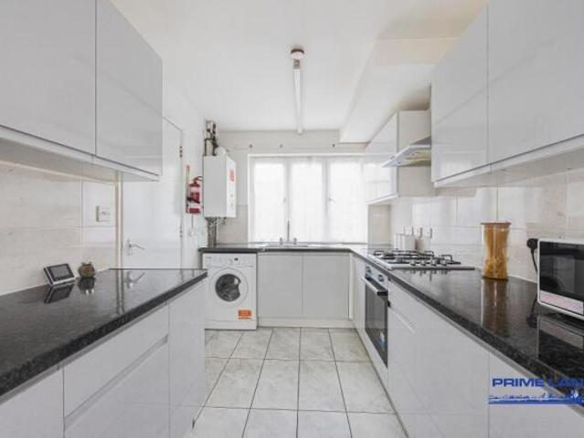 1 bedroom house share for rent in Galsworthy Avenue, Stepney Green, London, E14 7RA, E14