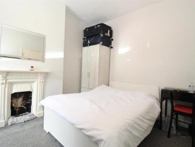 1 bedroom house share for rent in Glebe Avenue, Leeds, LS5
