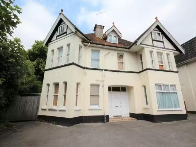 1 bedroom house share for rent in Glen Road, Bournemouth, BH5