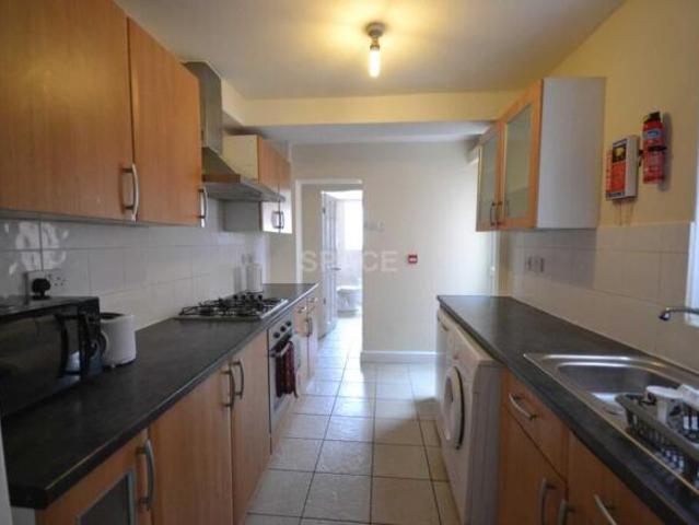 1 bedroom house share for rent in Grange Avenue, RG6 1DJ, University, Reading, RG6