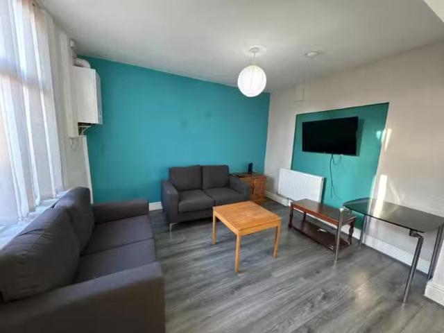 1 bedroom house share for rent in Grosvenor Road, Liverpool, L15