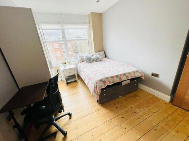 1 bedroom house share for rent in Guildford Street, Luton, Bedfordshire, LU1