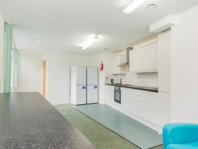 1 bedroom house share for rent in Guildhall Walk, Portsmouth, PO1