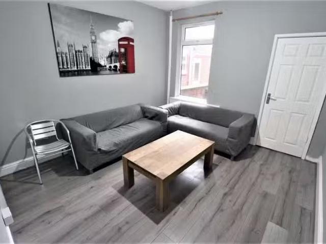 1 bedroom house share for rent in Gulson Road, Coventry, CV1 2.