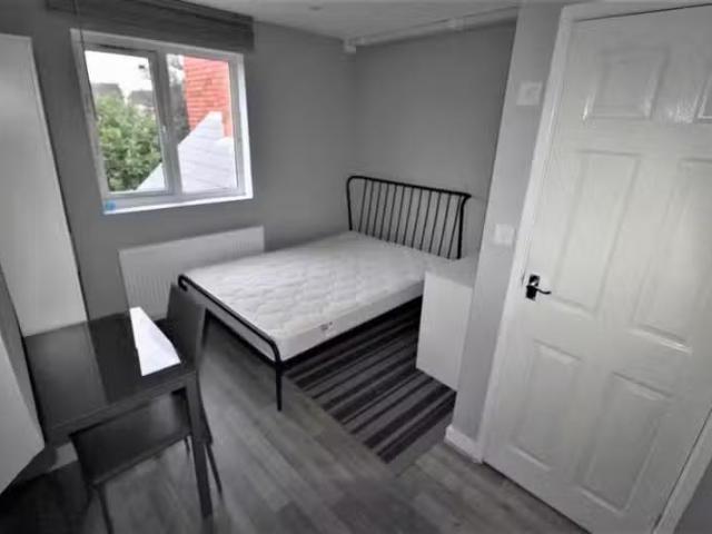 1 bedroom house share for rent in Gulson Road, Coventry, CV1 2.