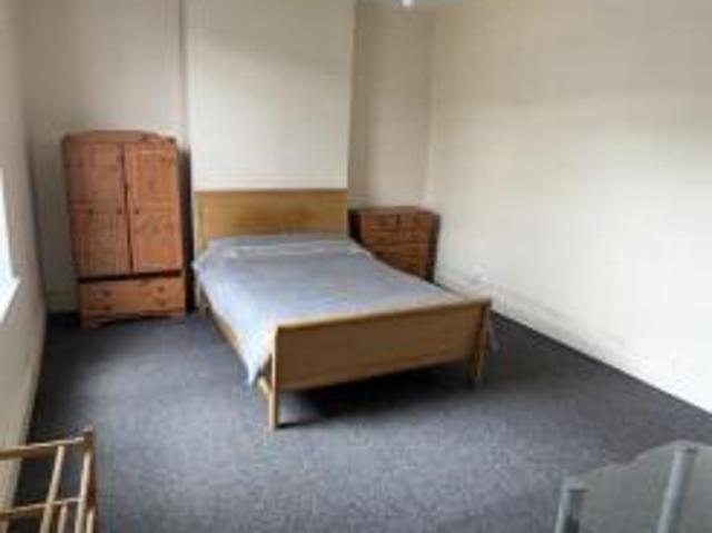 1 bedroom house share for rent in Double Room Available, Westfield Road, Kings Heath, B14