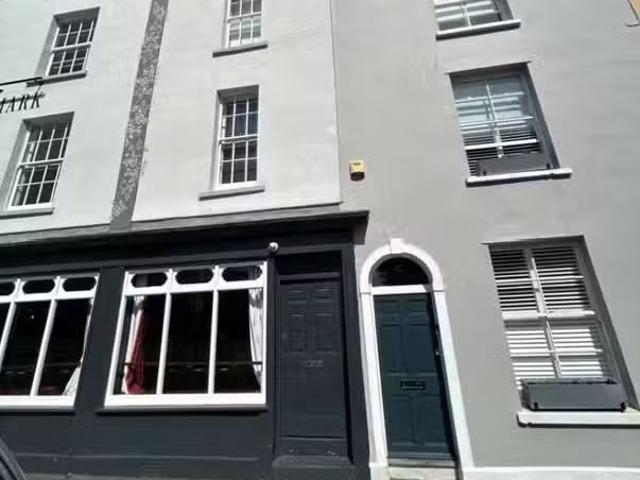 1 bedroom house share for rent in Dowry Place, Room 104, Hotwe.