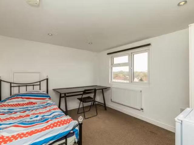 1 bedroom house share for rent in Domer Road, Eastville BS5