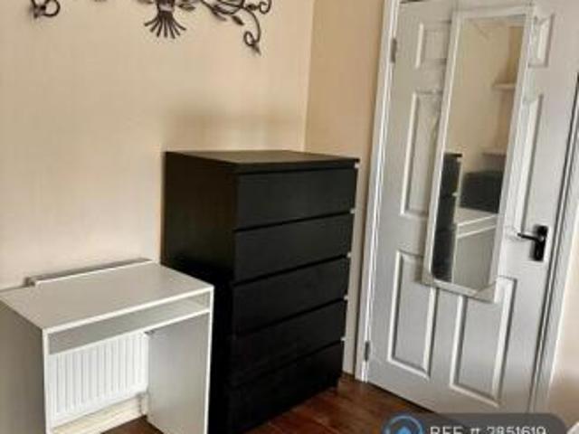 1 bedroom house share for rent in Dorney Place, Dartford, DA1