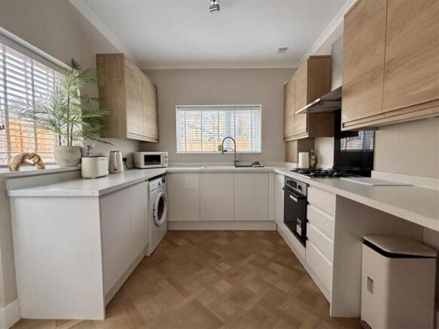 1 bedroom house share for rent in Dalmatia Road, Southend On Sea, SS1