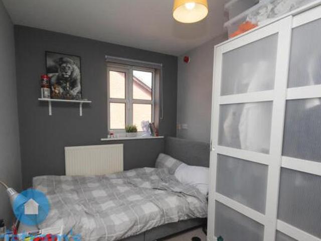 1 Bedroom House Share For Rent In Denison Street