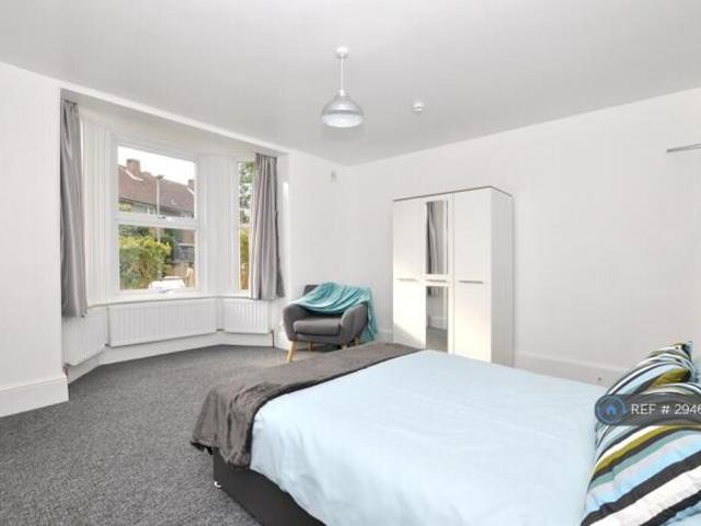 1 bedroom house share for rent in Denmark Road, Bromley, BR1
