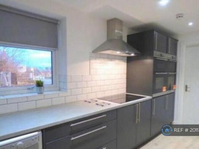 1 Bedroom House Share For Rent In Denton, Manchester