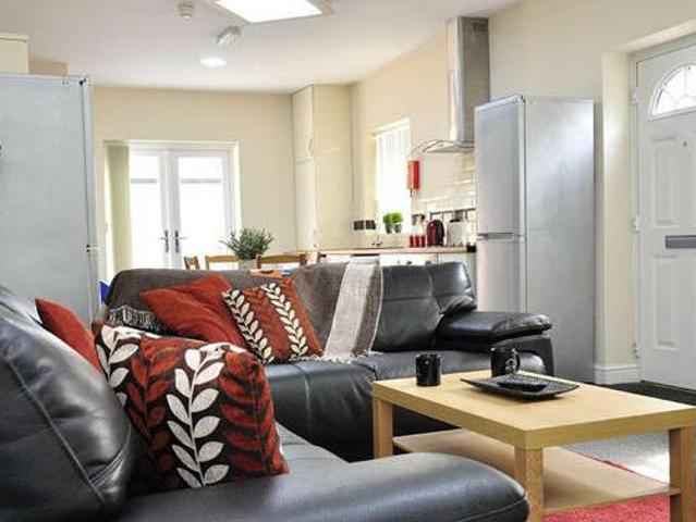 1 Bedroom House Share For Rent In Derby, Derbyshire